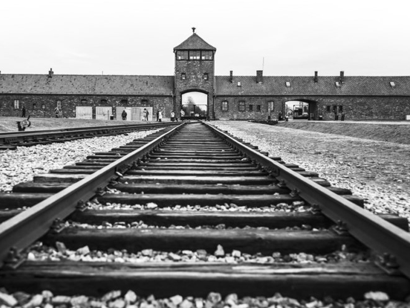 Veel kritiek op escape room Auschwitz • Escape Rooms Nederland
