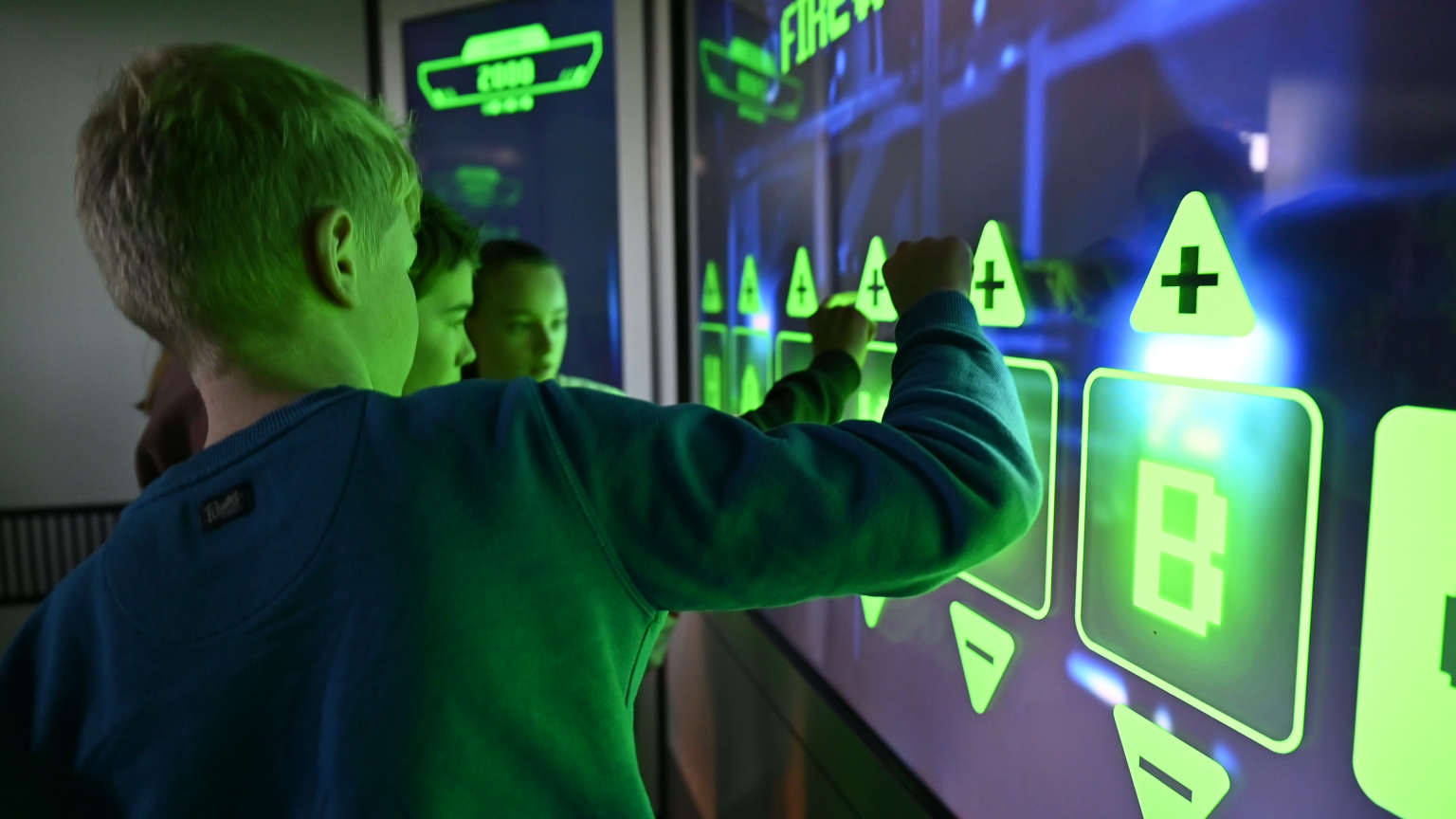 Influencer Ronald Vledder lanceert eigen X-Cube Agent 8008 escape ...